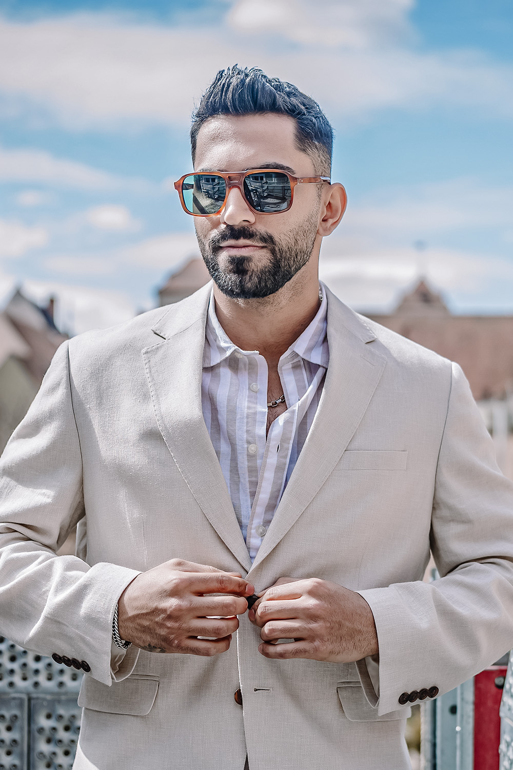 „Es ist nicht nur ein Job, es ist eine Mission“: Model Reza im ...
